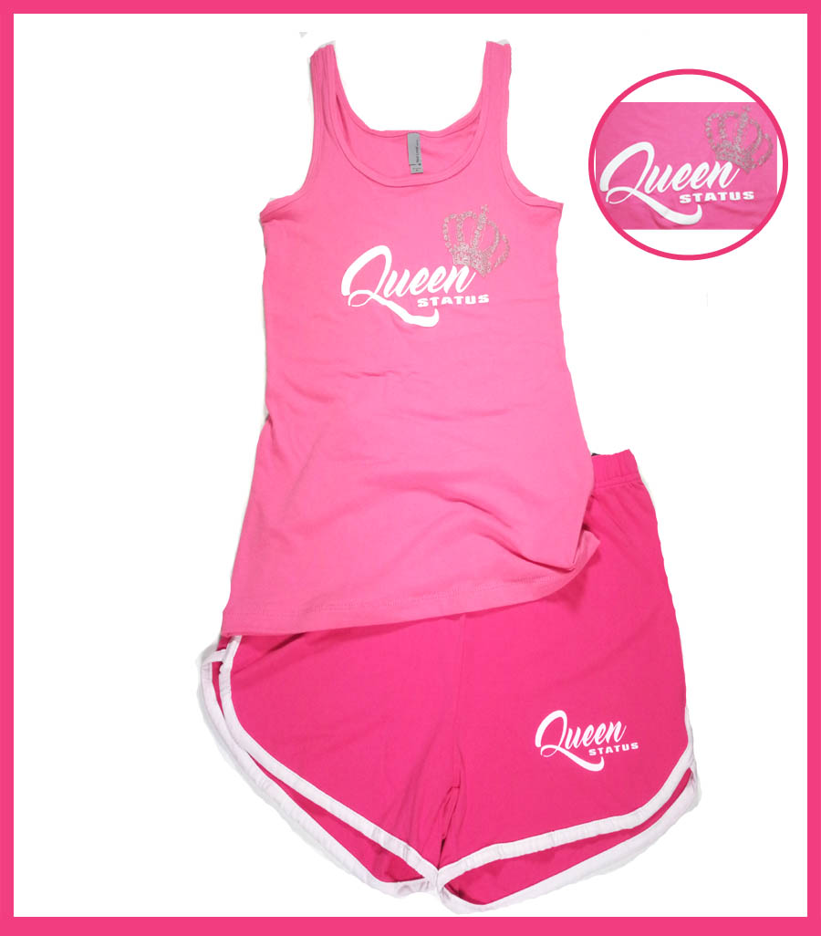 Noveltease. Queen Status Short Set